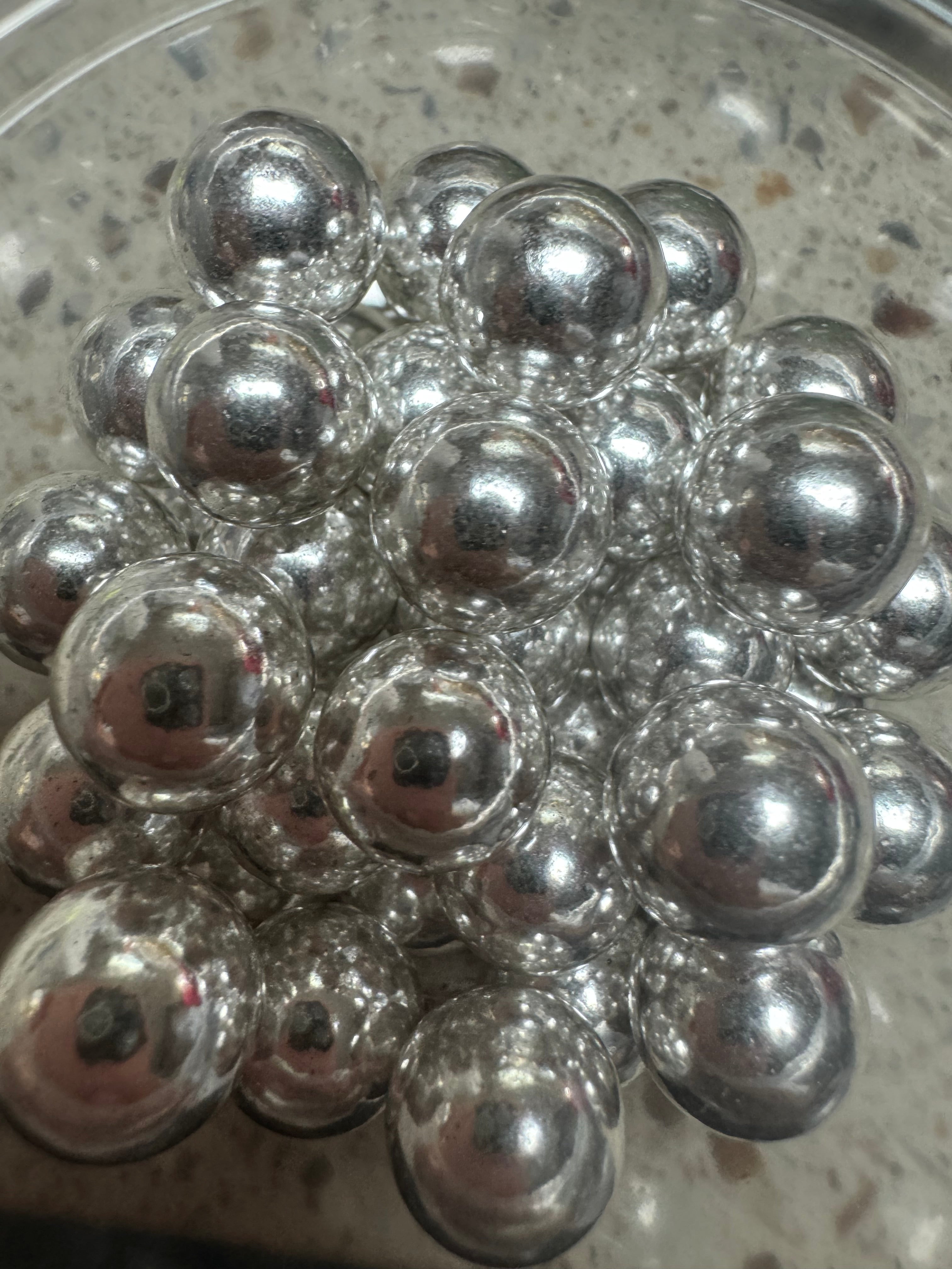 Sprinkles silver metallic big balls – KeDulce Cake & Supplies